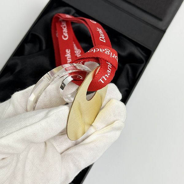 オリジナルデザインができるメダル｜デザイン料無料・短納期